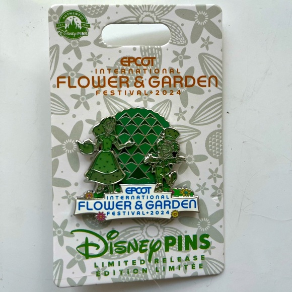 Disney | Other | Disney Epcot Flower And Garden 224 Alice In Wonderland ...
